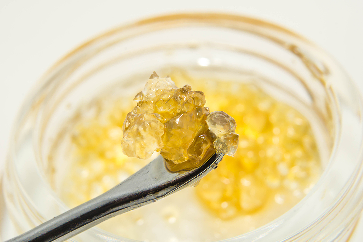 How Do You Smoke Dabs? A Beginner’s Guide - Seed of Life Labs
